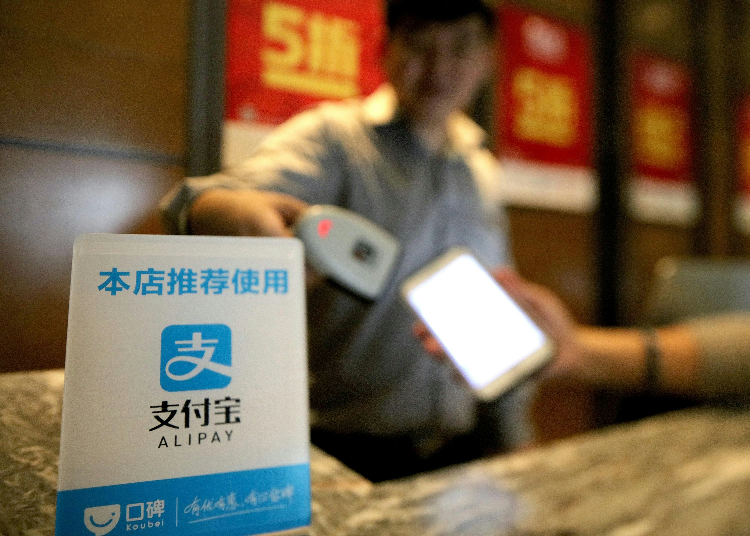 Why Victor and Laura Want to Learn Basic Mandarin at BLCC